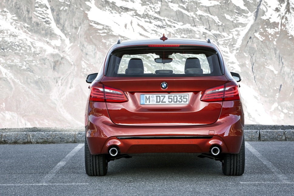 BMW 2 Series Active Tourer (F45 LCI, facelift 2018) 218i (136 Hp)